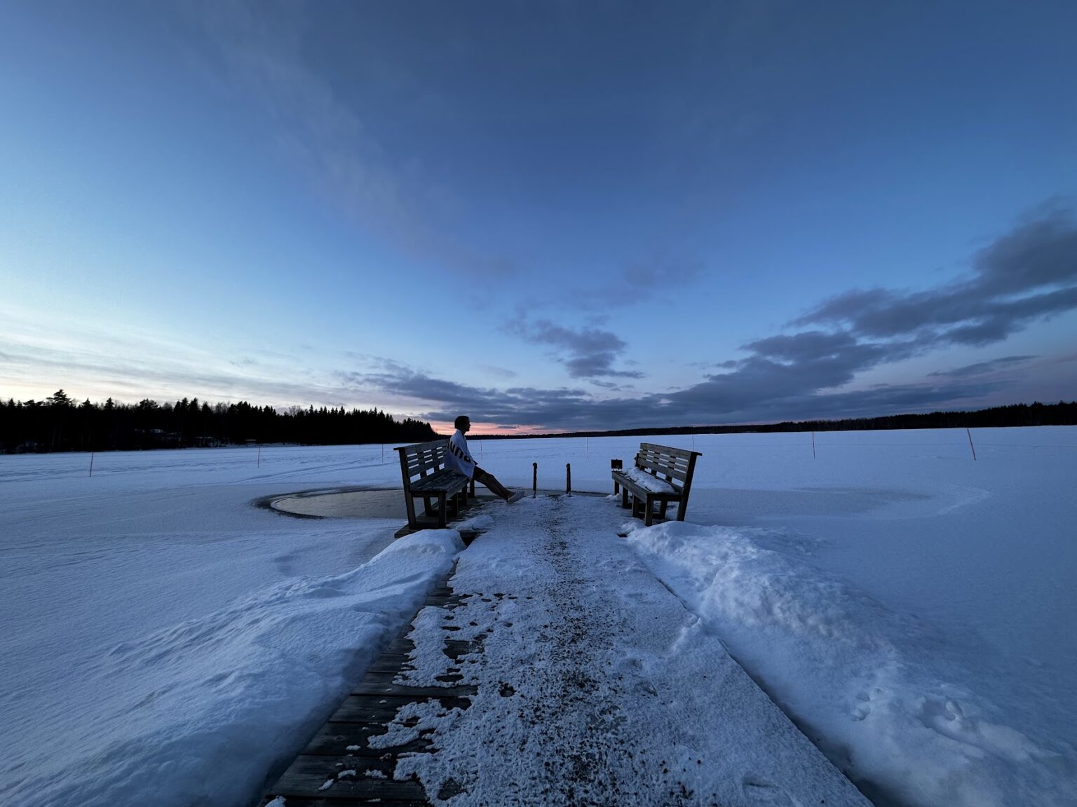湖水地方のサマーコテージ、Revontuli Resort（レヴォントゥリ・リゾート） | Nyt Sauna