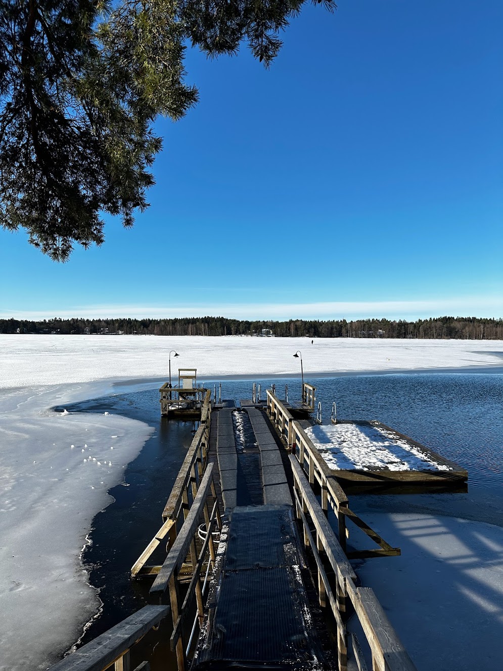 ウィンタースイミングベストスポットVilla Järvelä（ヴィッラ ヤルヴェラ） | Nyt Sauna